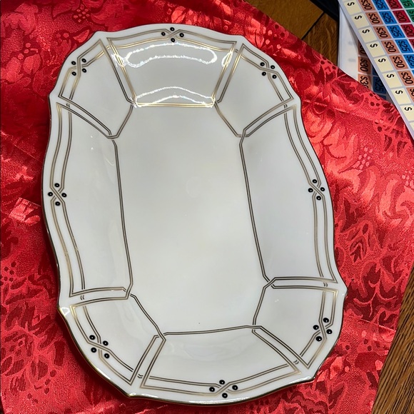 Lenox | Dining | Lenox White And Gold Oval Serveware Platter | Poshmark